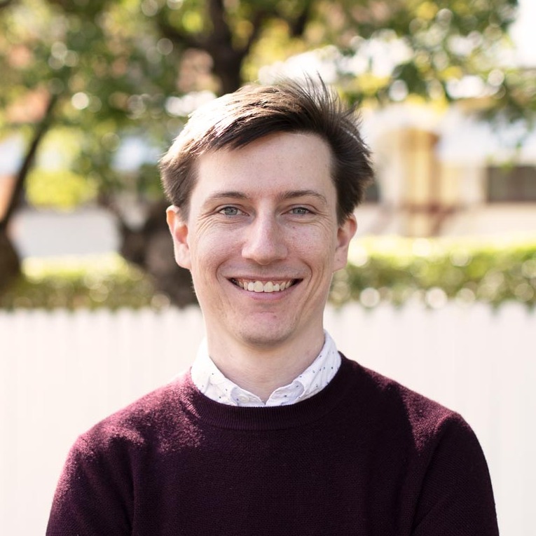 Scott J Moore | Skewed guests