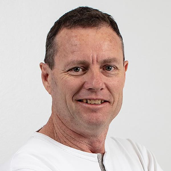 Tony Fitzpatrick | Skewed guests